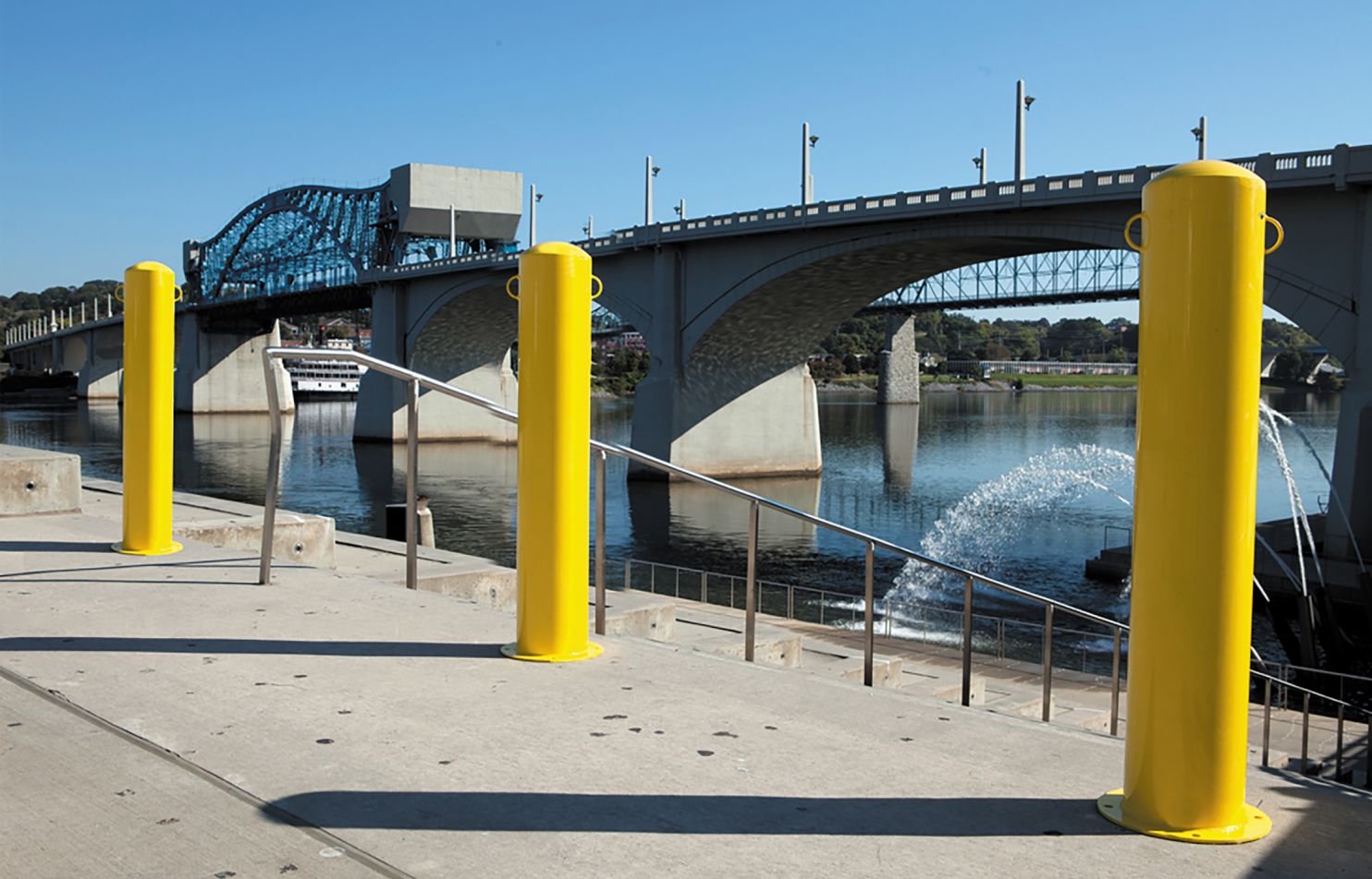 Bollards, Bike Racks, Dividers | Ultrasite